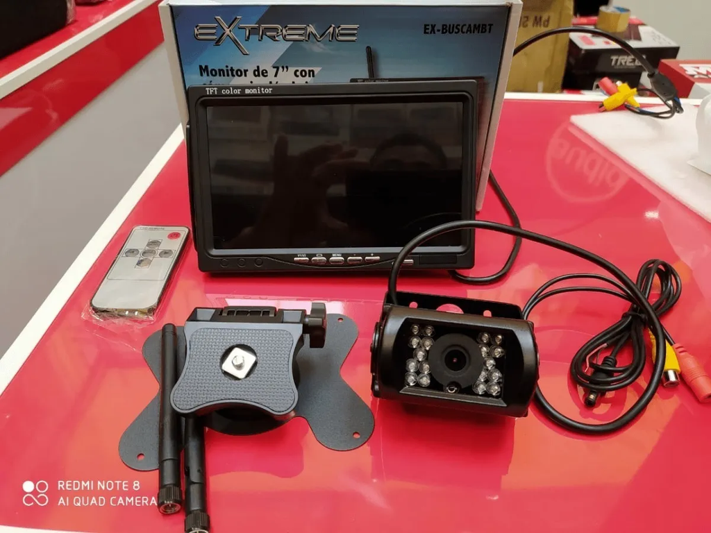 Cámara de reversa inalámbrica Extreme EX-BUSCAMBT de uso rudo ...